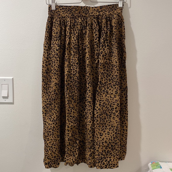 Jones New York | Skirts | Vintage 9s Animal Print Rayon Flowy Midi ...